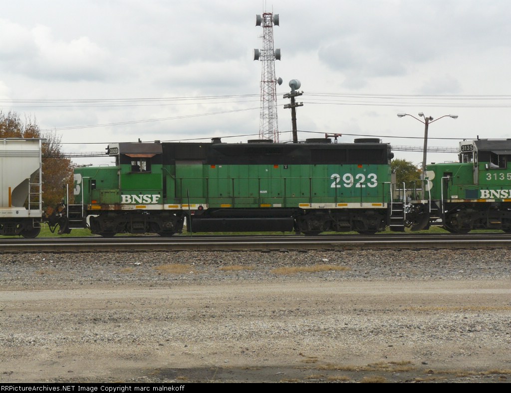 BNSF 2923